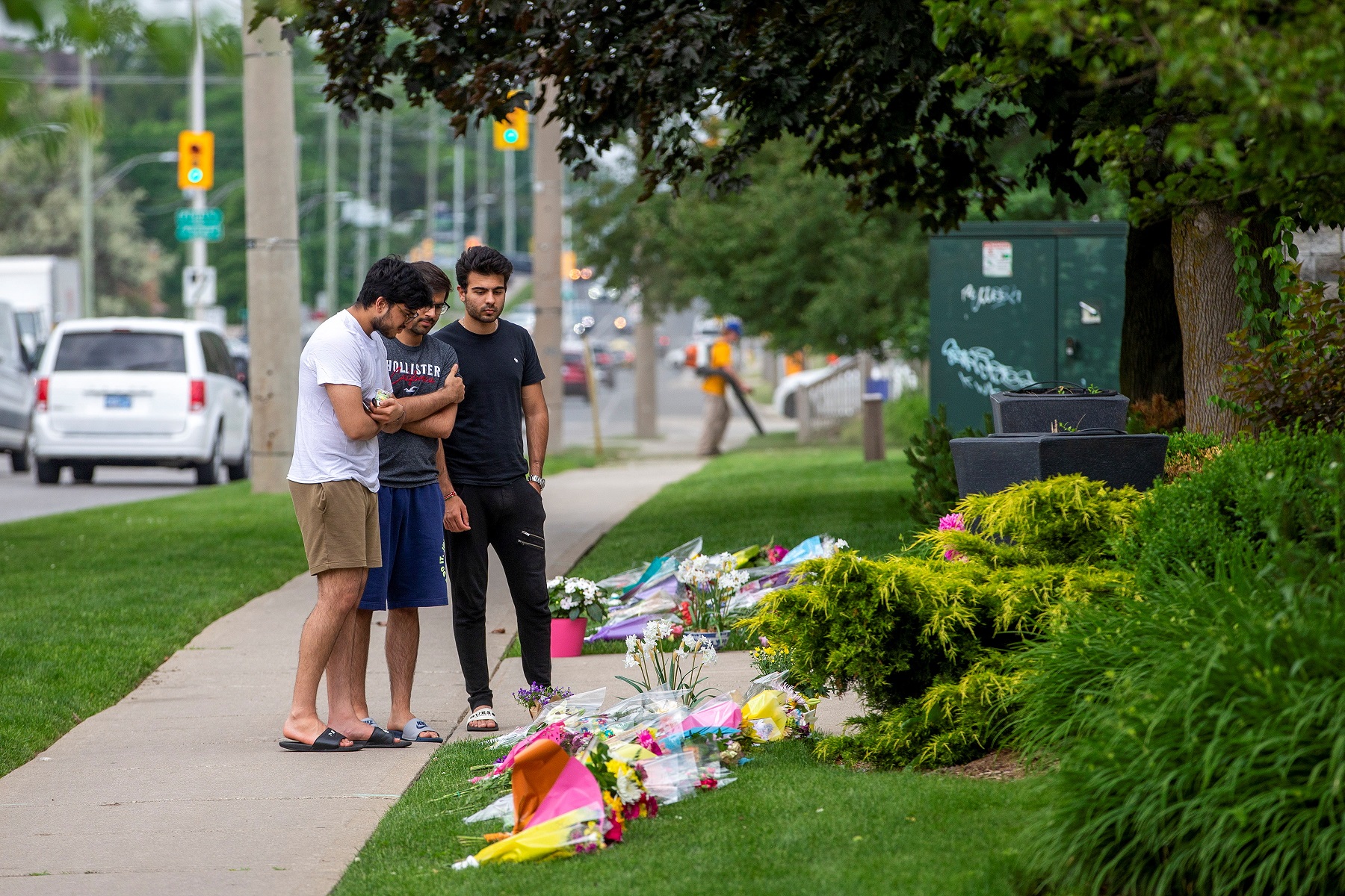 'Stand against hate': Canadian Muslim family loses three generations in ...