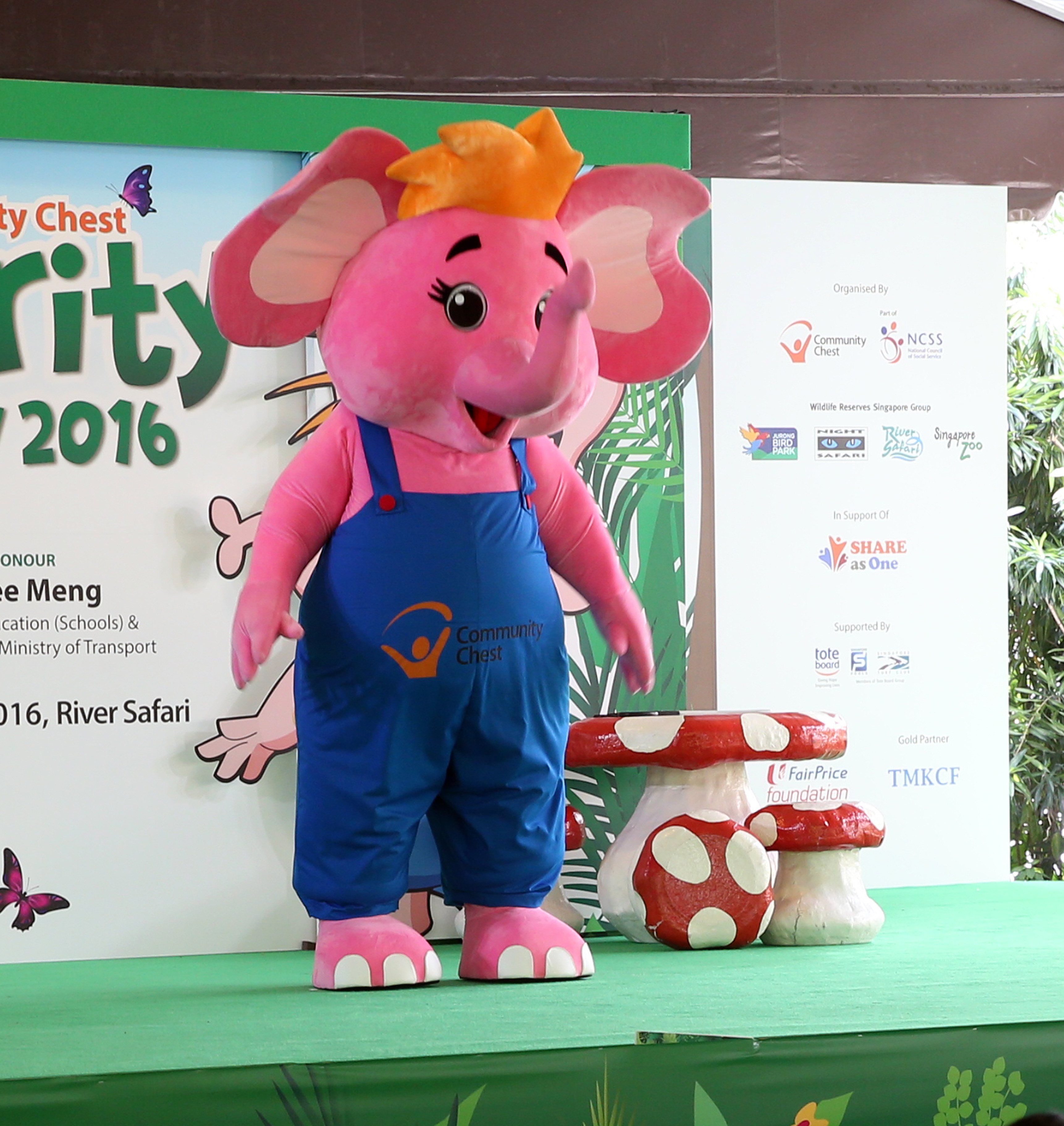 Sharity Elephant makes a comeback to encourage students to do good ...