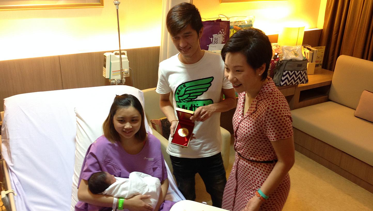 It's a girl - Singapore's first Jubilee baby born at stroke of midnight | The Straits Times