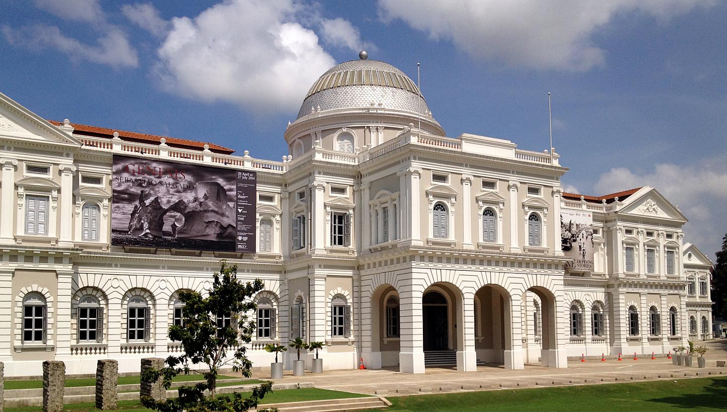 Banned in some countries, selfie sticks are allowed in National ...