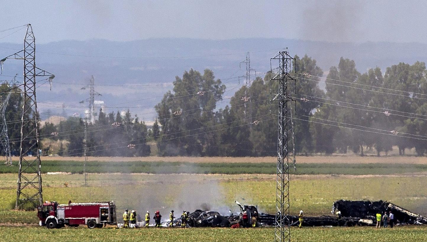 Airbus A400M aircraft crashes in Spain in setback to Europe's costliest ...