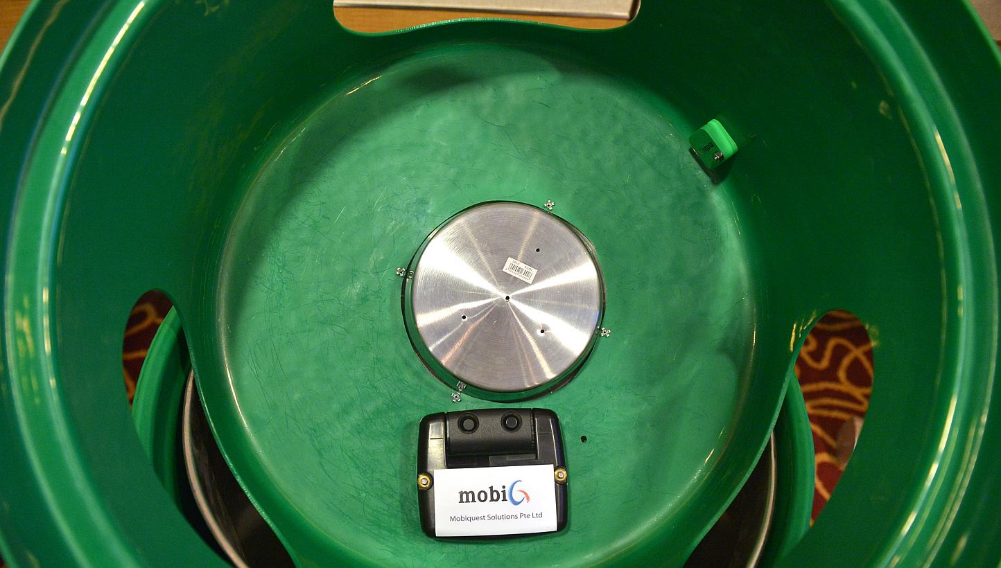 Pilot project to fit rubbish bins with 'smart' sensors launched by NEA ...