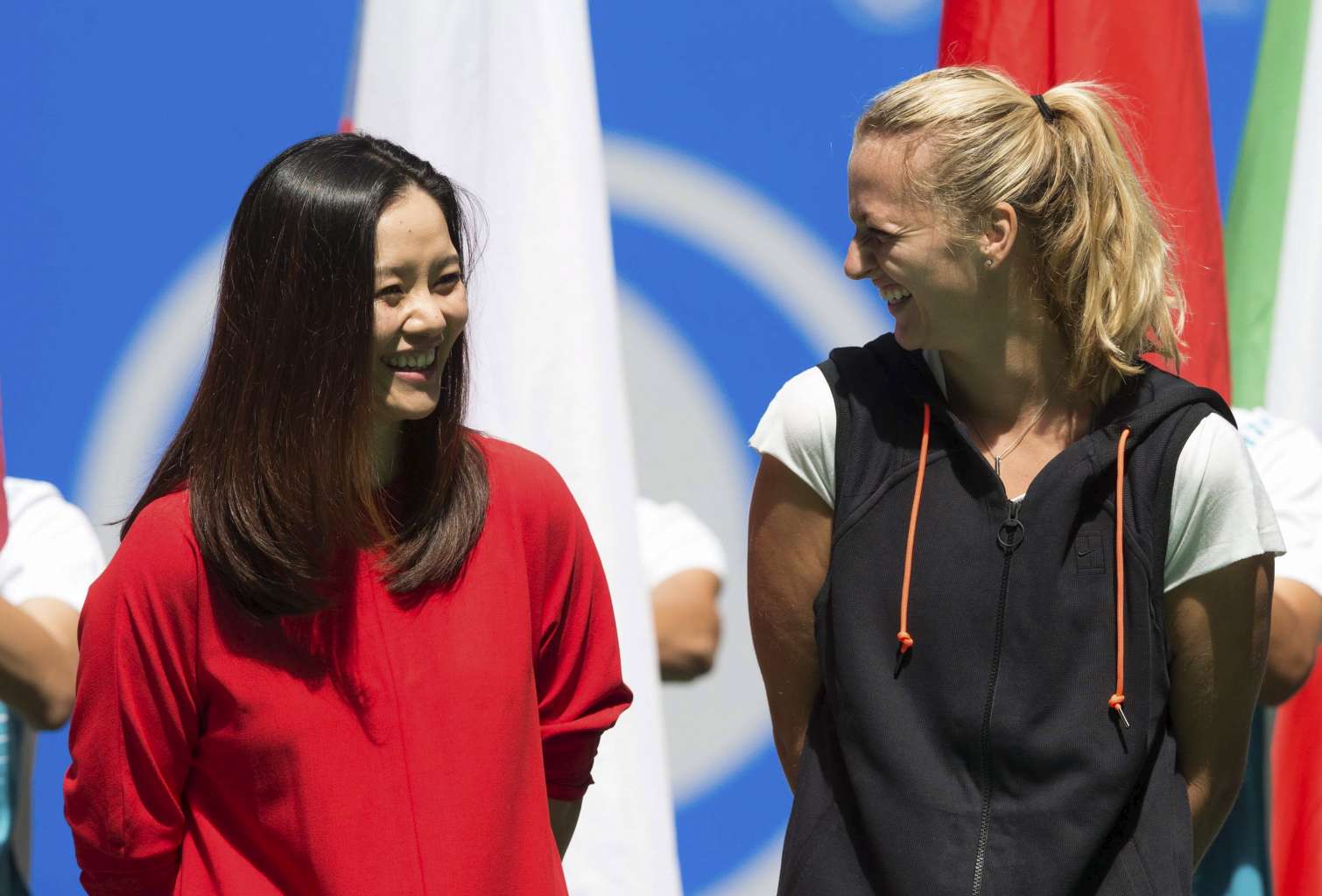 Tennis: Retired Chinese star Li Na thrills fans at Wuhan stadium ...
