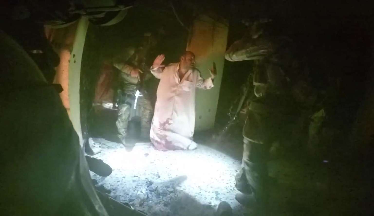 Iraq Kurds release footage of US commando raid that freed ISIS captives ...