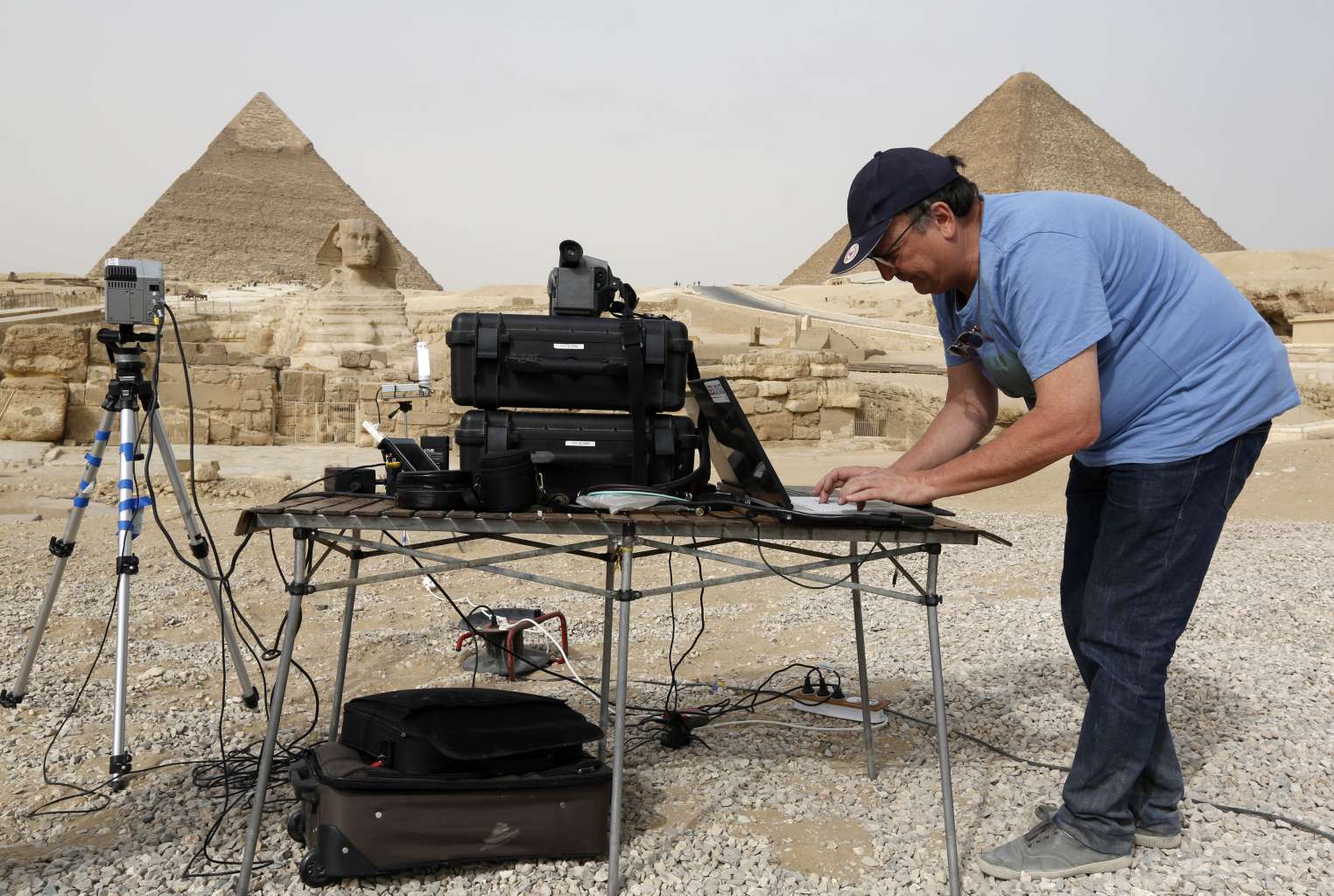 Hi-tech scans look to unravel mysteries of Egypt pyramids | The Straits ...