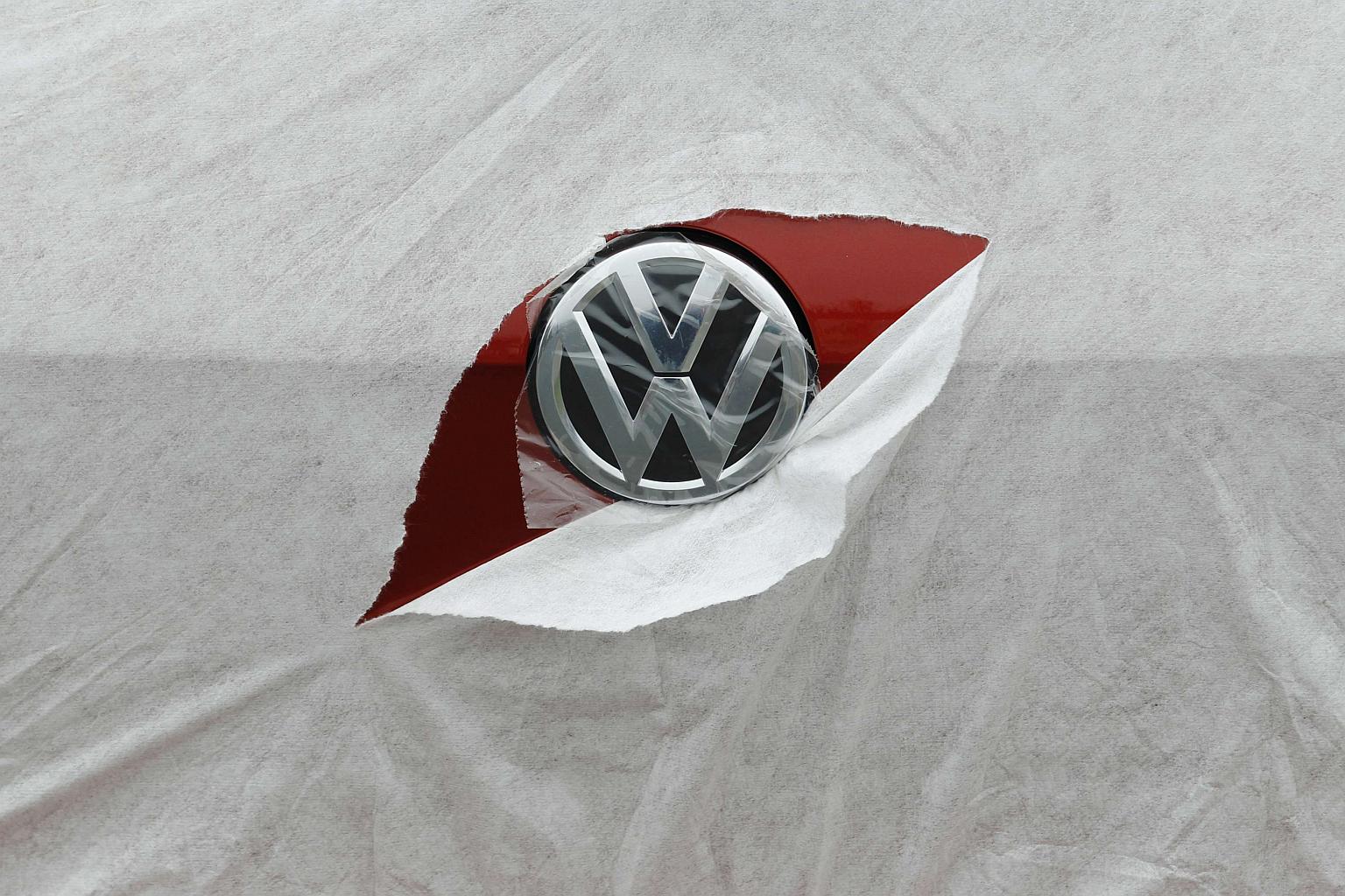 Volkswagen says CO2 cheating affects more petrol engines than ...