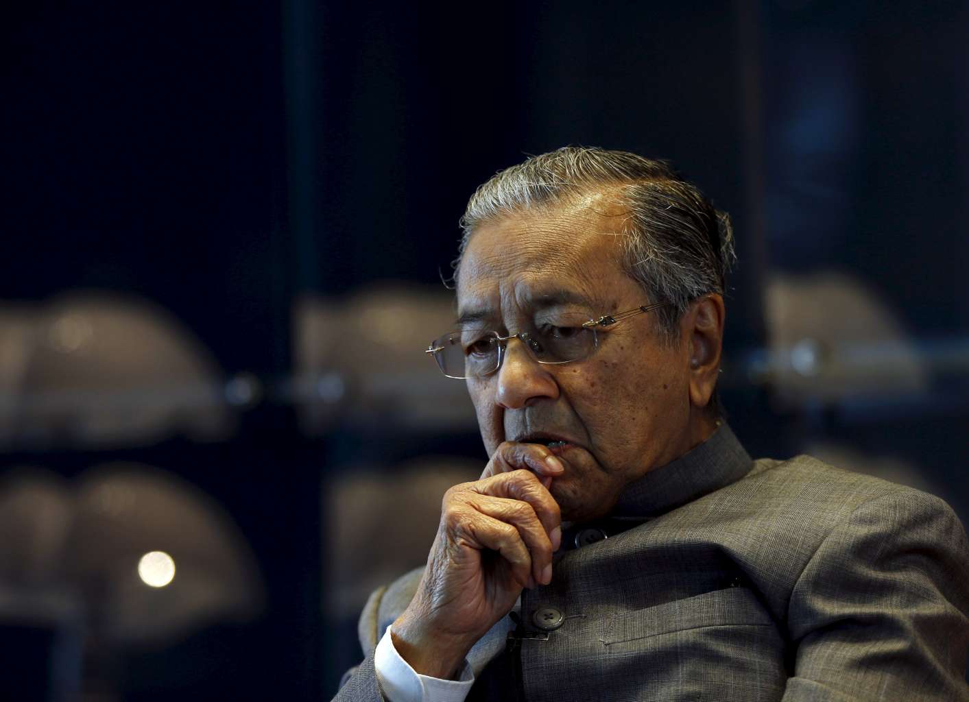 No political party should rule forever, Malaysia's Mahathir tells forum ...