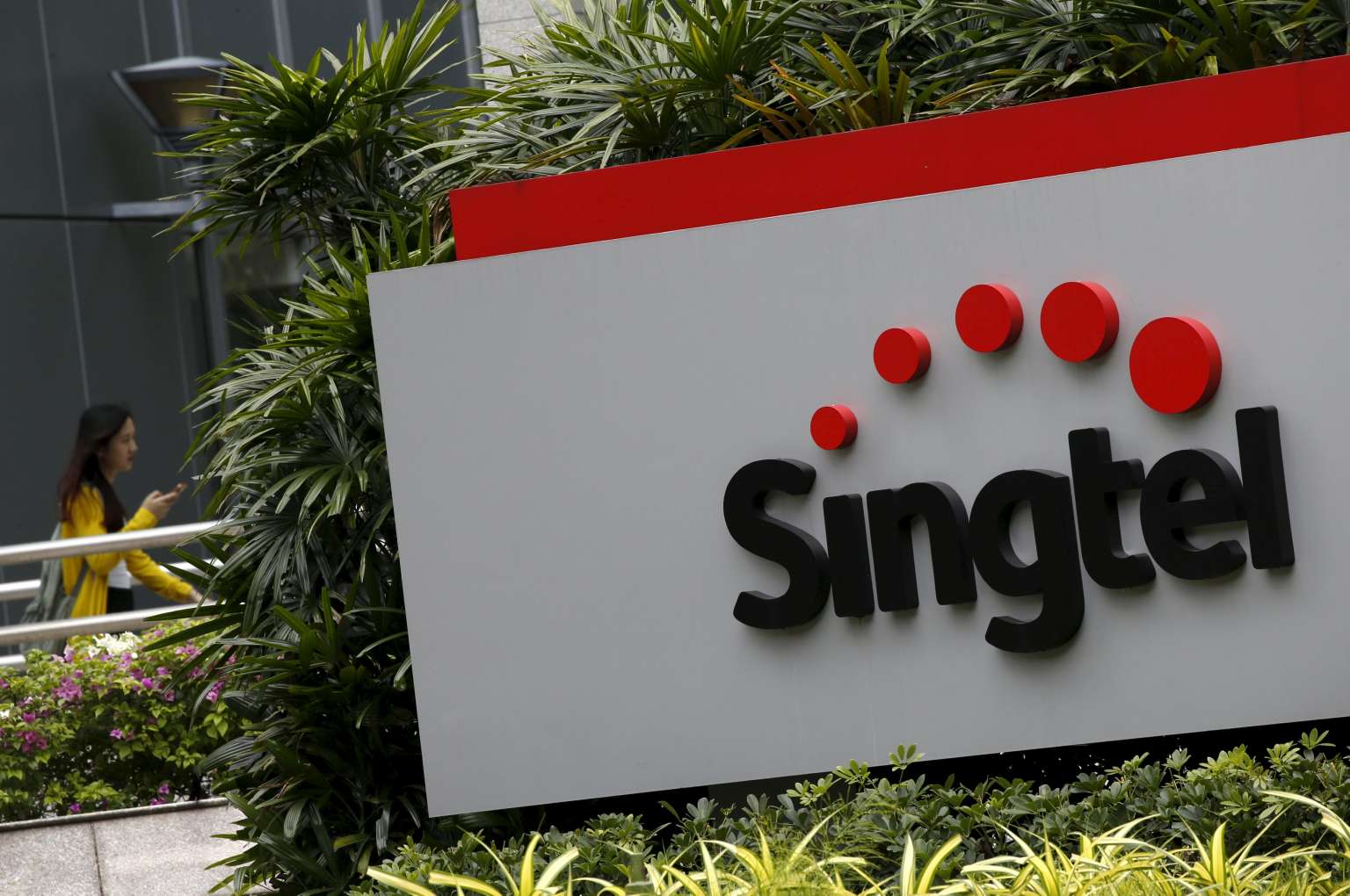 Singtel Music lets users stream music freely without busting monthly ...