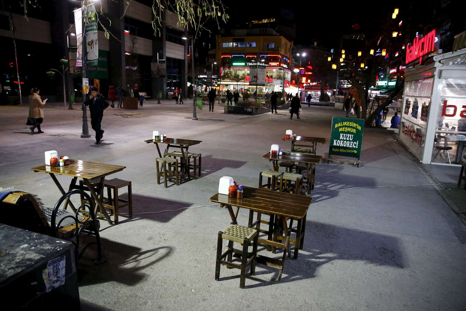 Germany closes embassy, consulate in Turkey on attack fears | The ...