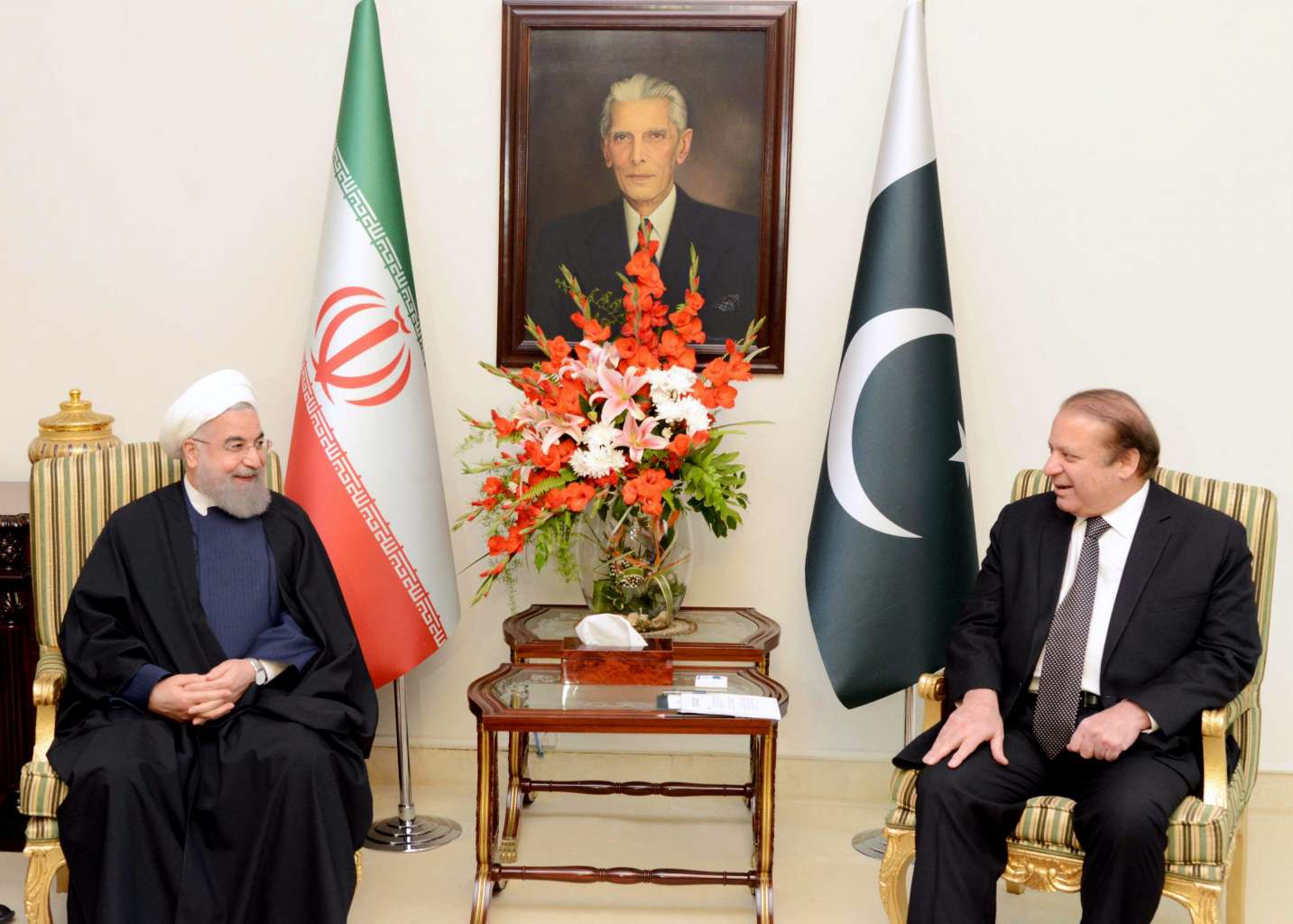 Pakistan, Iran vow to boost economic ties | The Straits Times