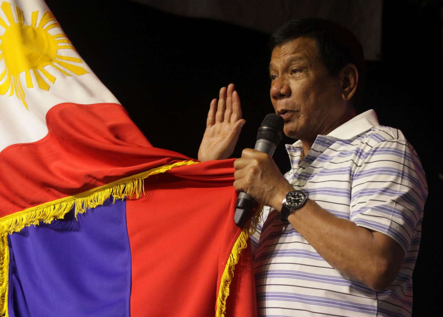 Leading Philippine presidential candidate Rodrigo Duterte says may cut ...