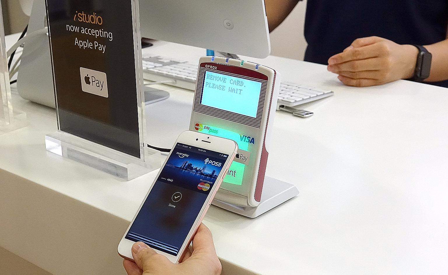 Five major banks in Singapore now work with Apple Pay | The Straits Times