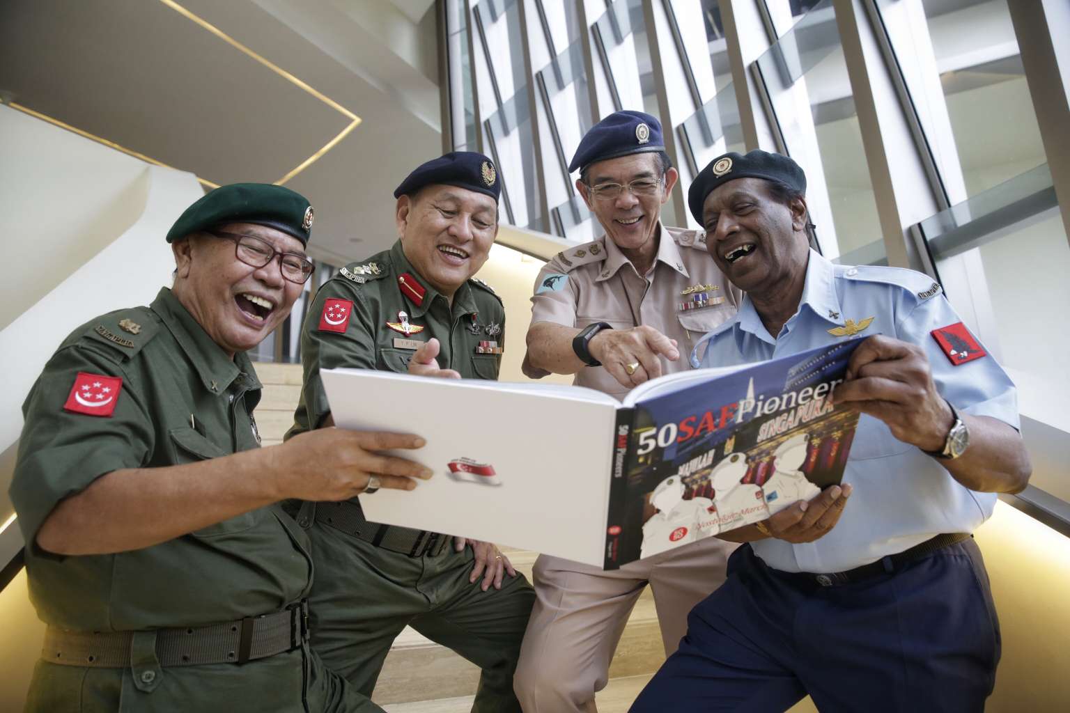 SAF pioneers remember their SG50 National Day Parade march in new book ...