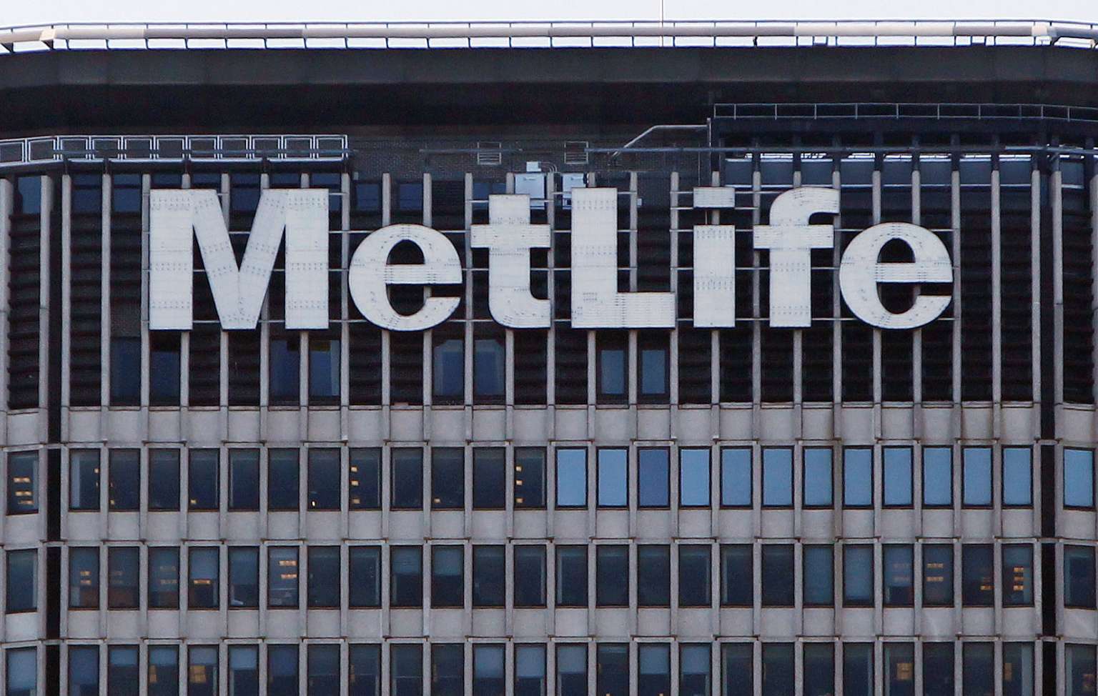 MetLife to reduce costs 11%, cut jobs as low rates hurt returns | The ...