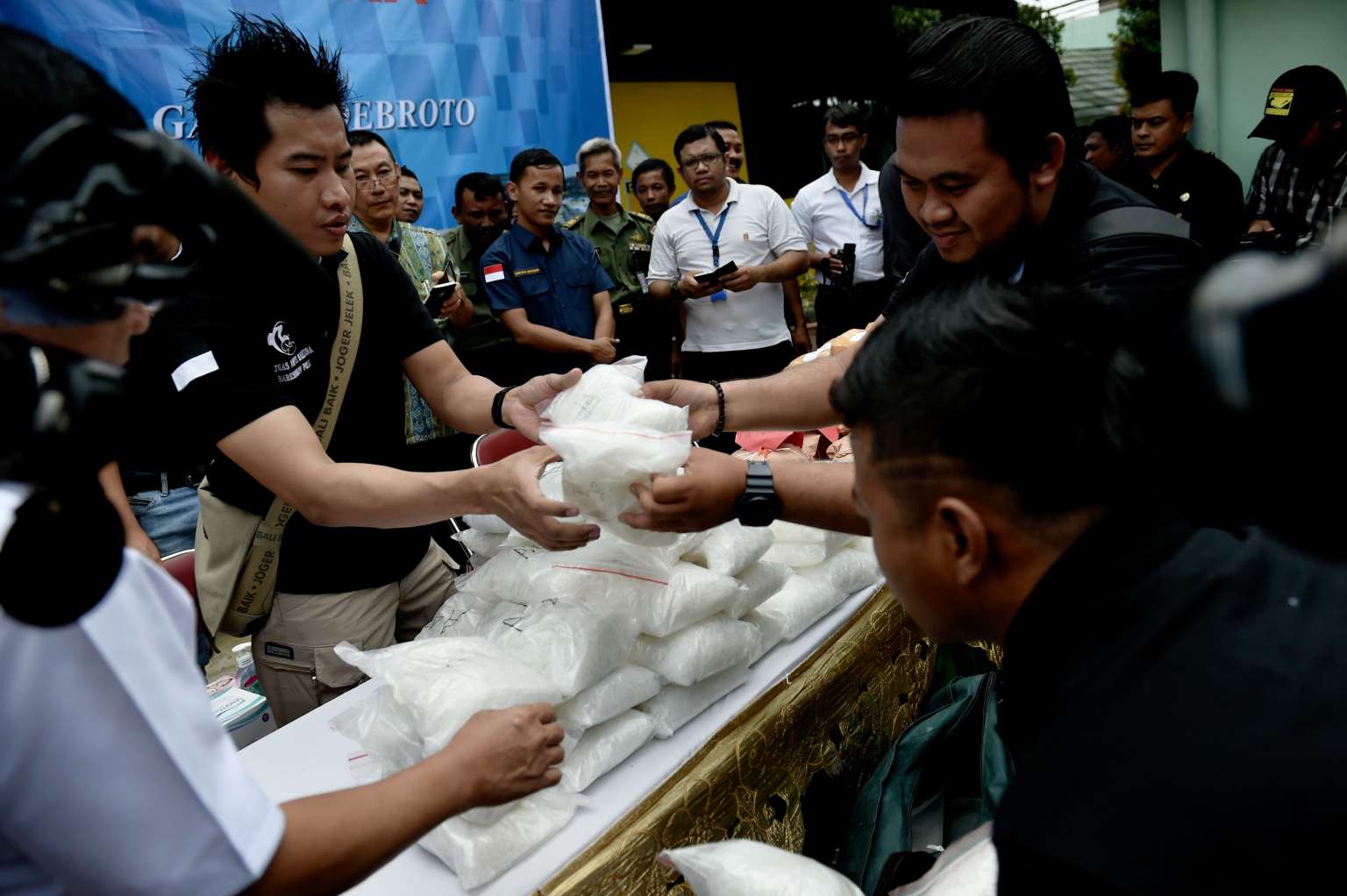 Indonesia anti-drugs chief calls for tougher Philippine-style war ...