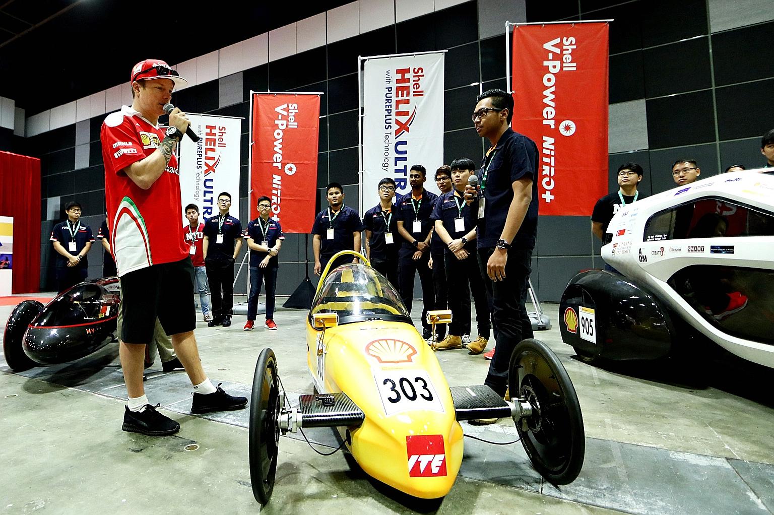 Students show F1 star their eco cars | The Straits Times