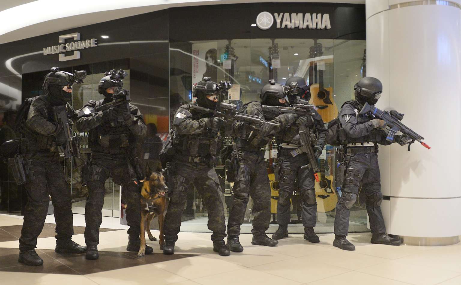 Islandwide anti-terror exercise: Officers rescue hostages in cinema and ...