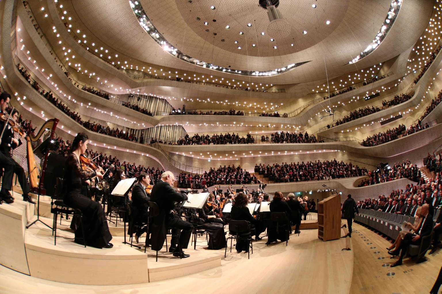 Dazzling German concert hall takes its bow | The Straits Times