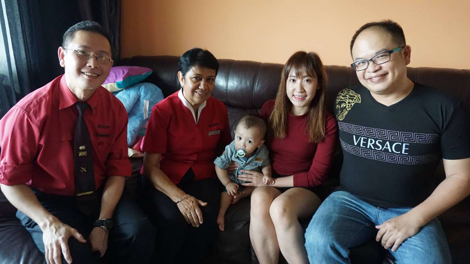 MRT station staff lauded for saving toddler whose airway was blocked ...