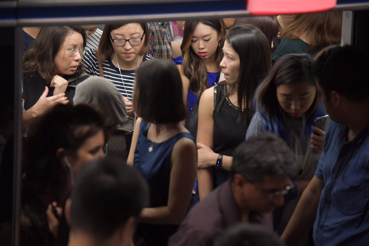 Downtown Line service resumes after delay caused by faulty platform ...