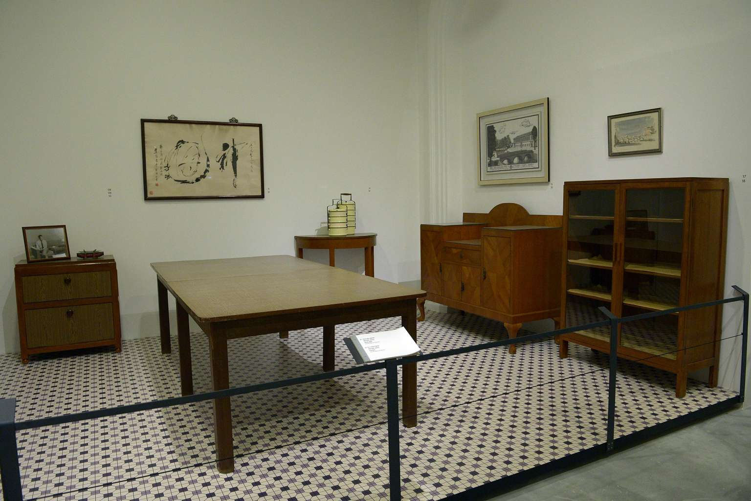 PM Lee given deed of gift to Lee Kuan Yew's belongings in official ...