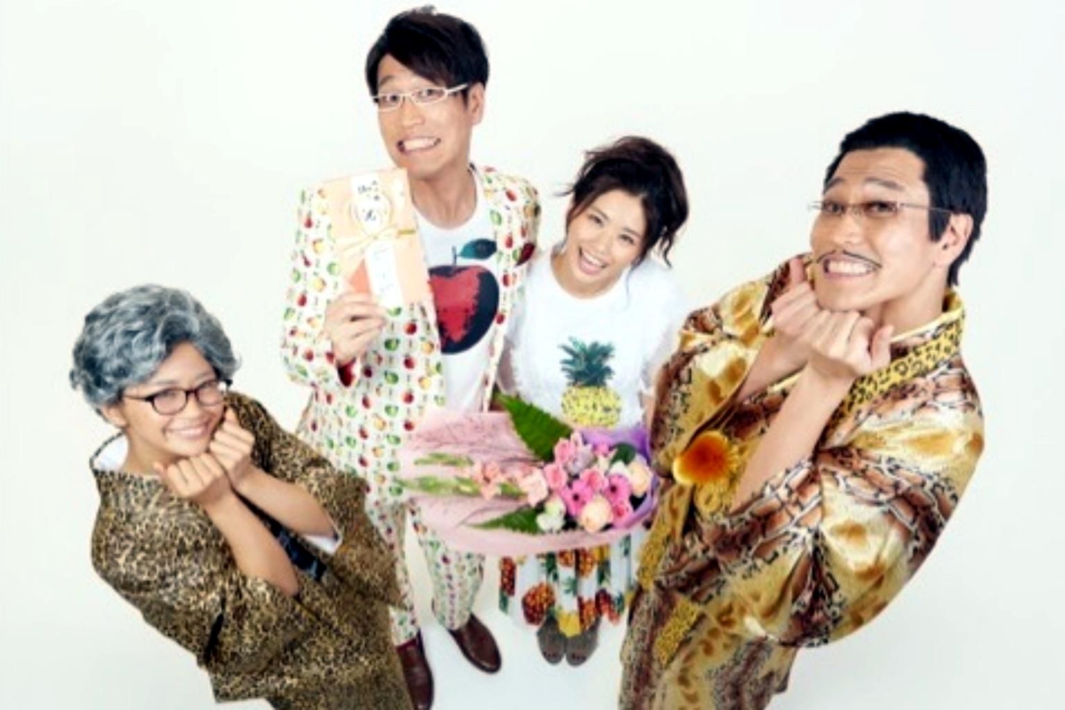 Pen-Pineapple-Apple-Pen singer marries model girlfriend | The Straits Times