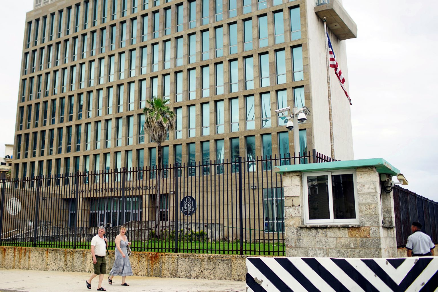 US investigating after diplomats fall sick in Havana | The Straits Times