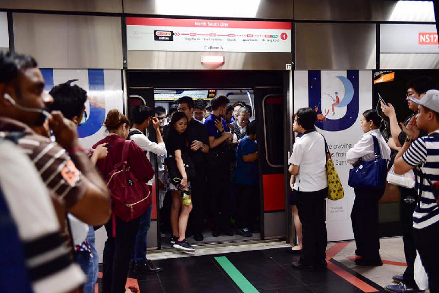 North-South line fault causes 2-hour delays during peak hour on ...
