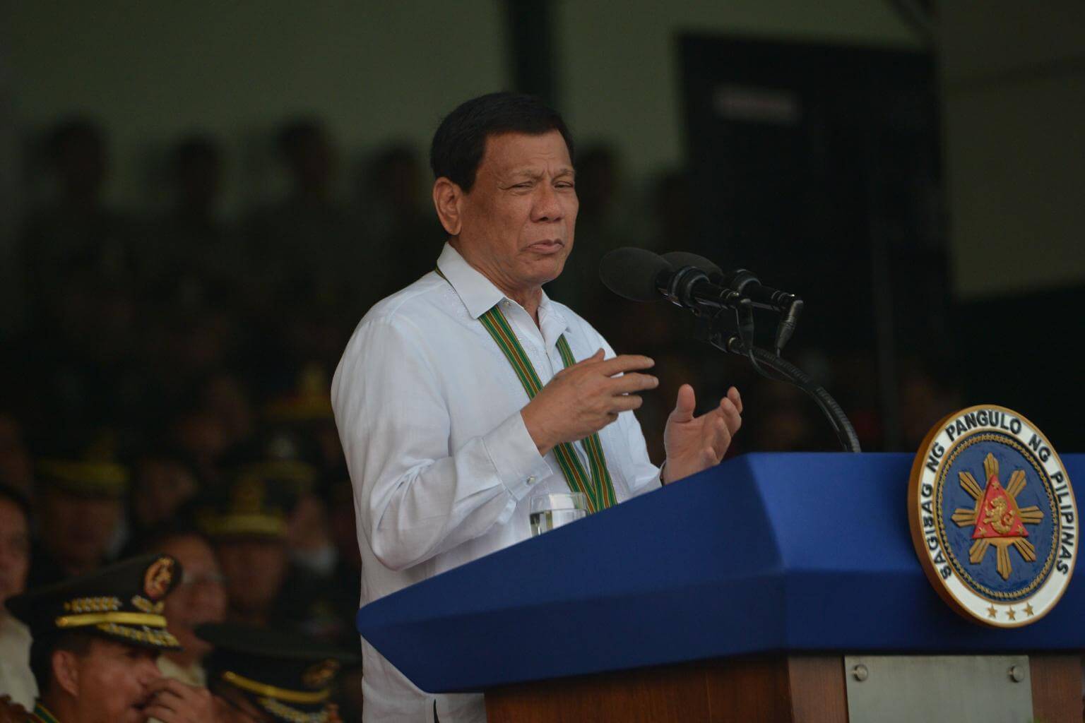 Philippine President Duterte orders police to stand down in deadly war ...