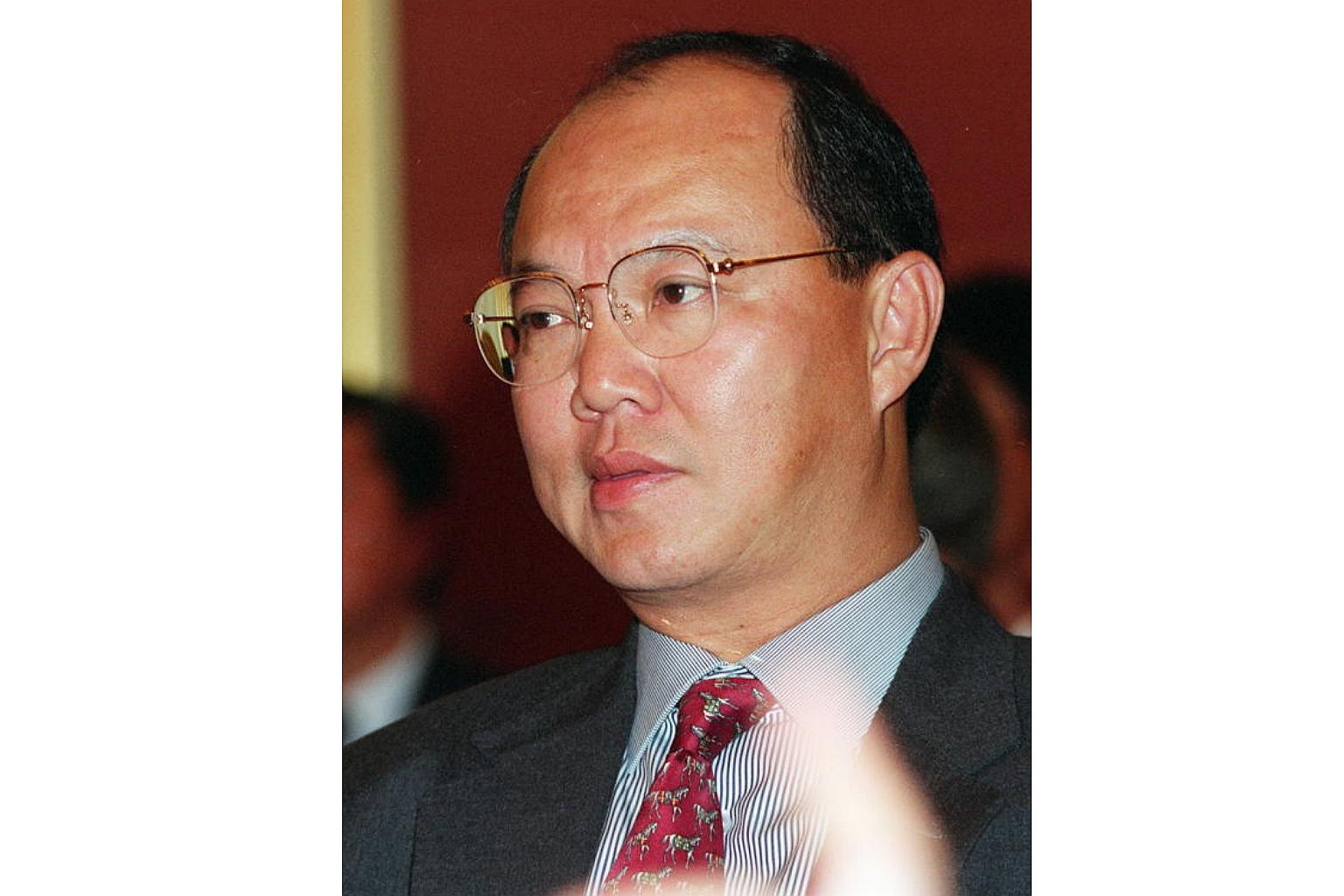 Veteran S'pore envoy Tan Chin Tiong recognised by Japan | The Straits Times