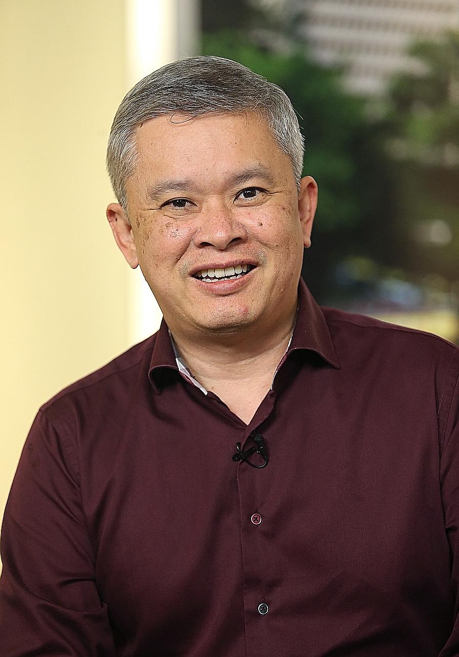 Ang Hin Kee to represent cabbies, private-hire drivers | The Straits Times