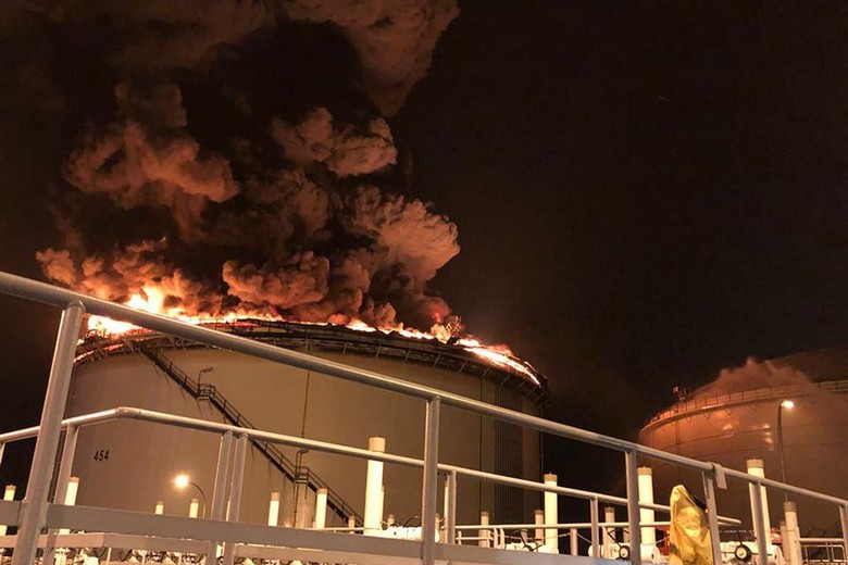 SCDF puts out oil storage tank fire on Pulau Busing after 'intense' 6 ...