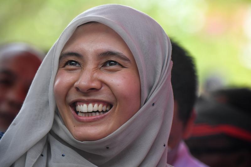 Anwar's daughter Nurul Izzah wins RM1 million in defamation suit ...