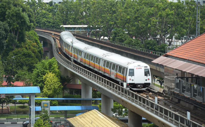 Early closures, late openings of 7 MRT stations along North-South Line ...