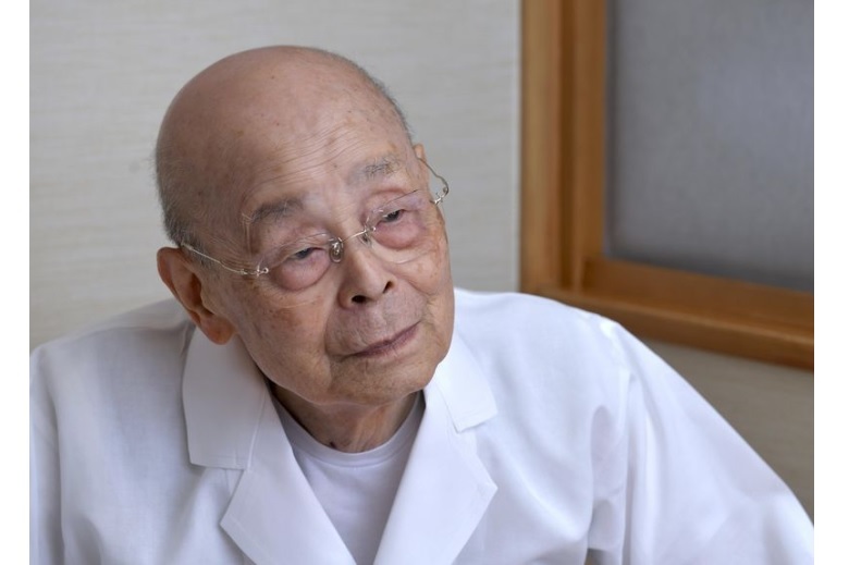 Chef Jiro Ono is always dreaming of ways to improve his sushi | The ...