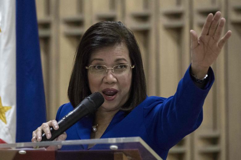Philippine Supreme Court removes Duterte 'enemy' judge | The Straits Times