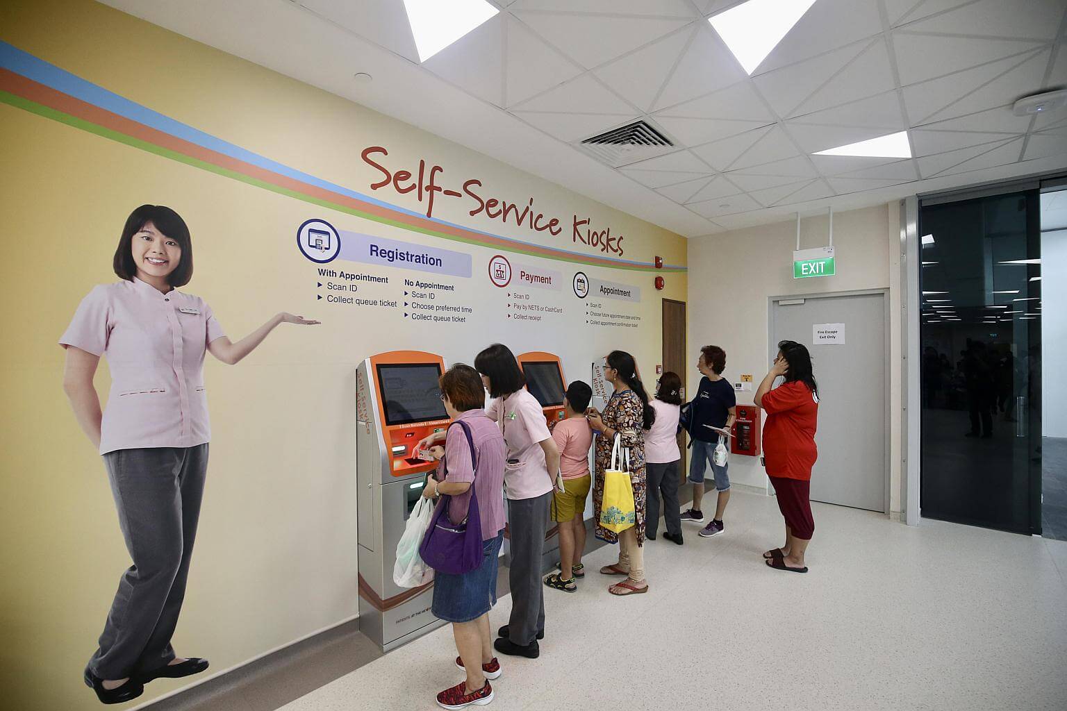 New Punggol Polyclinic gets boost with robot tech | The Straits Times