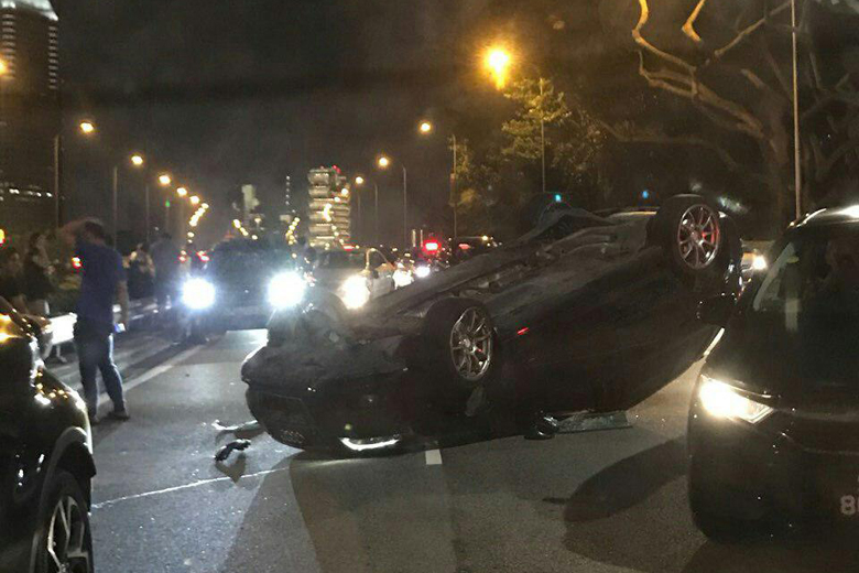 7 people, including 3 kids, taken to hospital after four-car chain ...