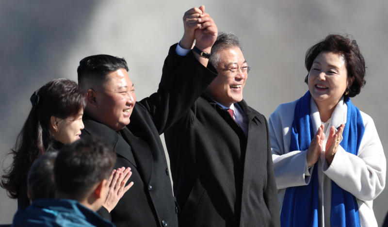 Dream comes true for South Korea's Moon Jae-in: Trekking Mount Baekdu ...