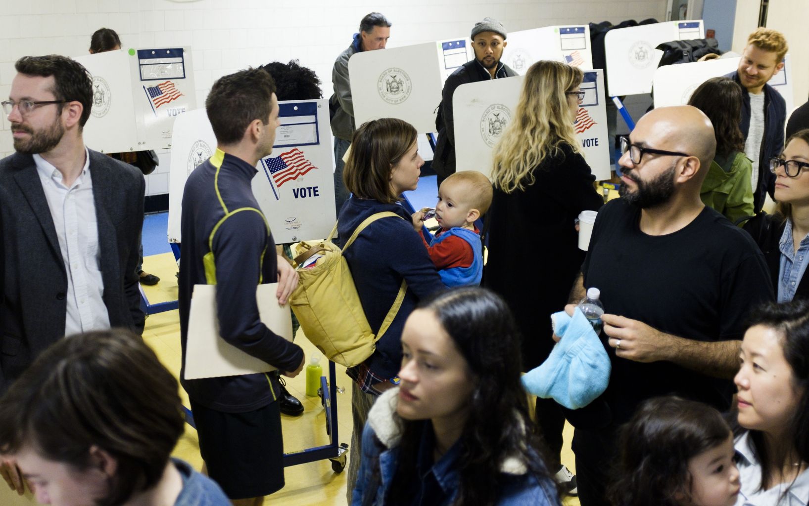 A dozen US states see problems with voting machines, say rights groups ...