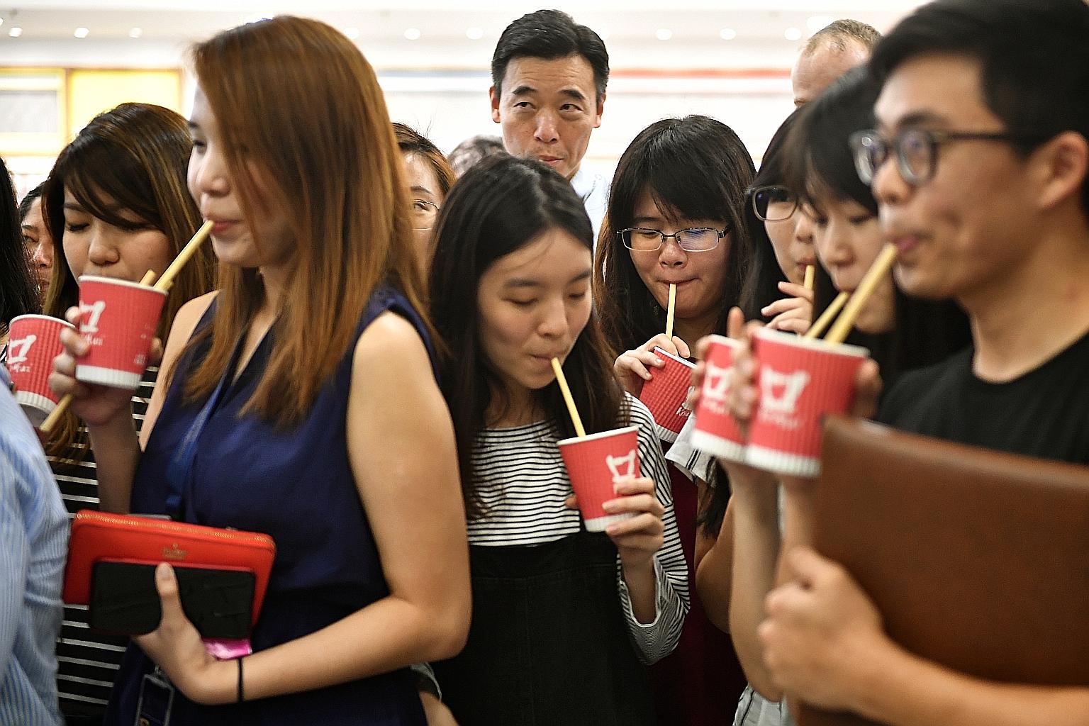 Straw wars: Campaign to ban straws at NUS hits road bump | The Straits ...