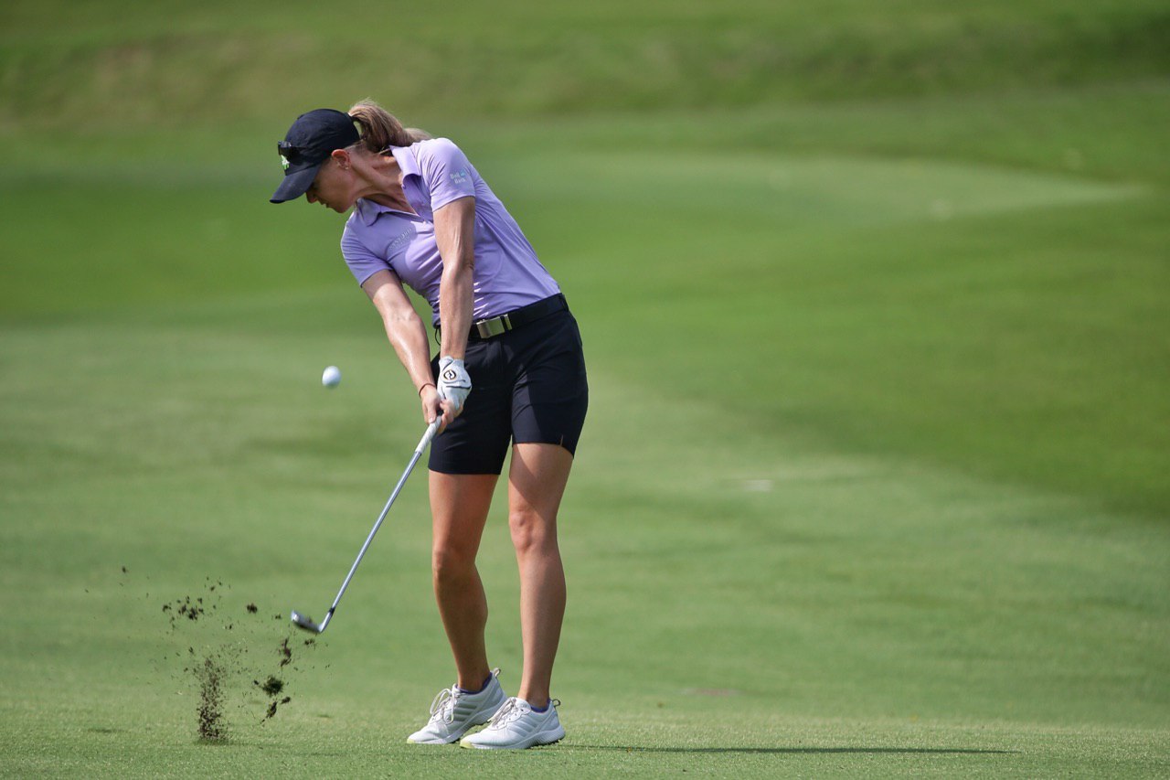 Golf: Focused Amy Olson leads HSBC Women's World Championship after two ...