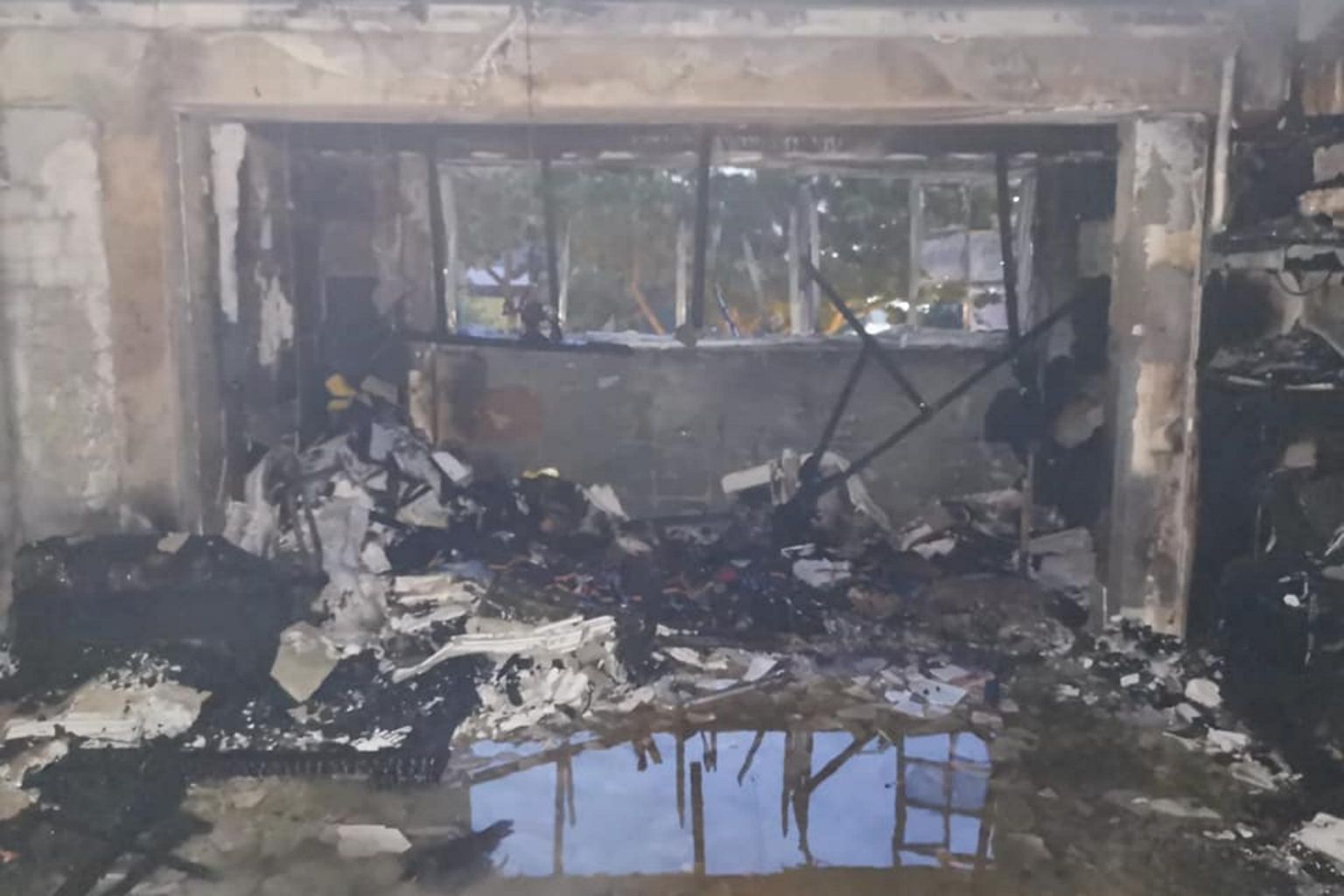 Fire breaks out in Tampines HDB flat after PMD catches fire | The ...