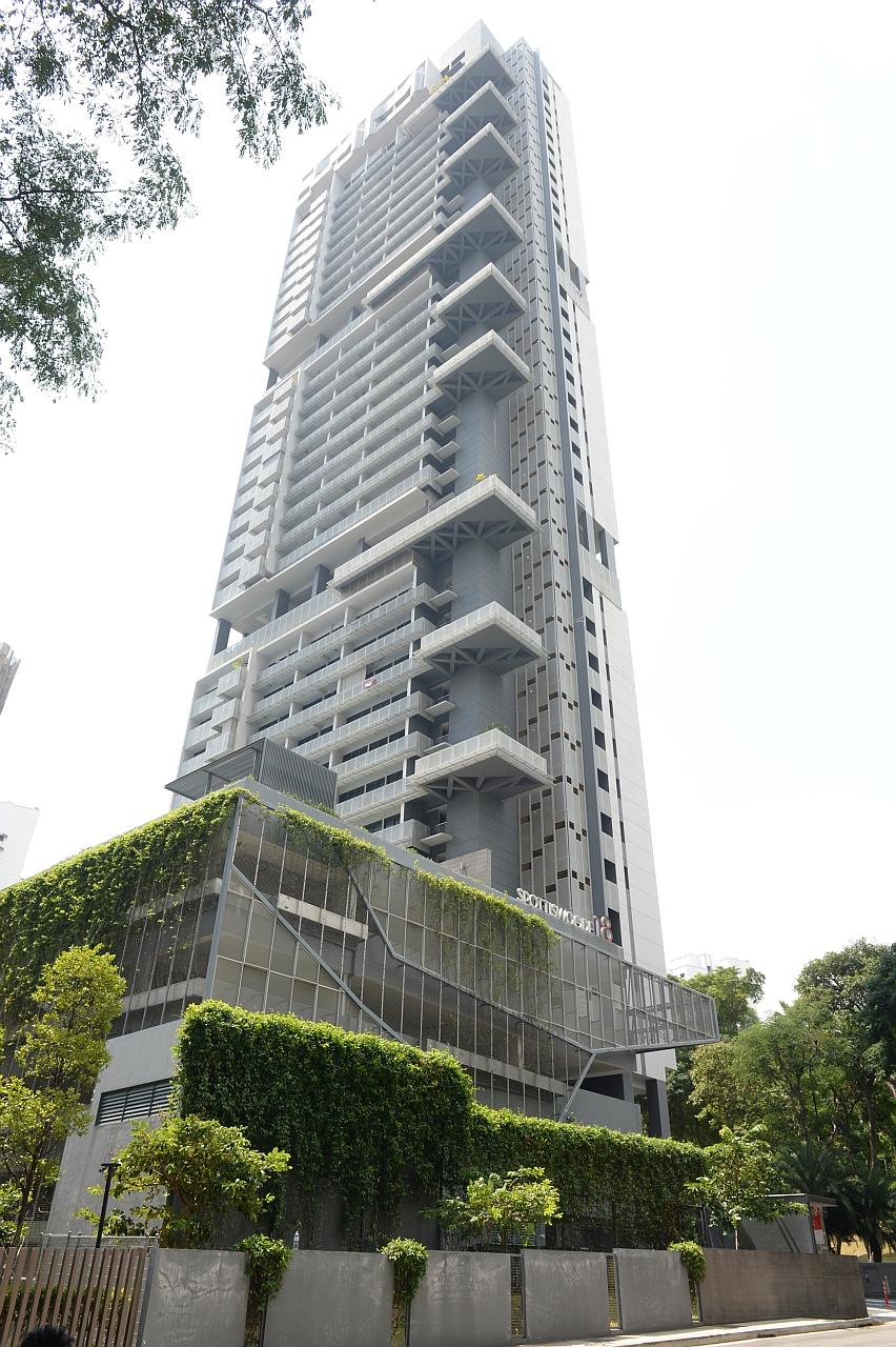 Killer litter at condo Australian charged with causing death by rash ...