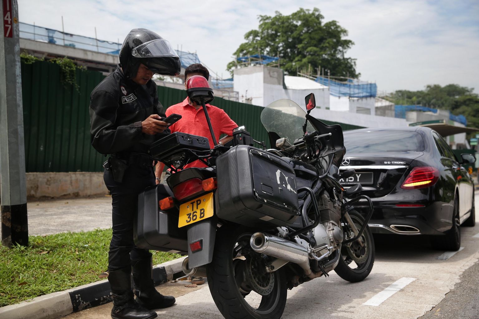 Traffic Police undertake covert operation to nab errant motorists | The Straits Times