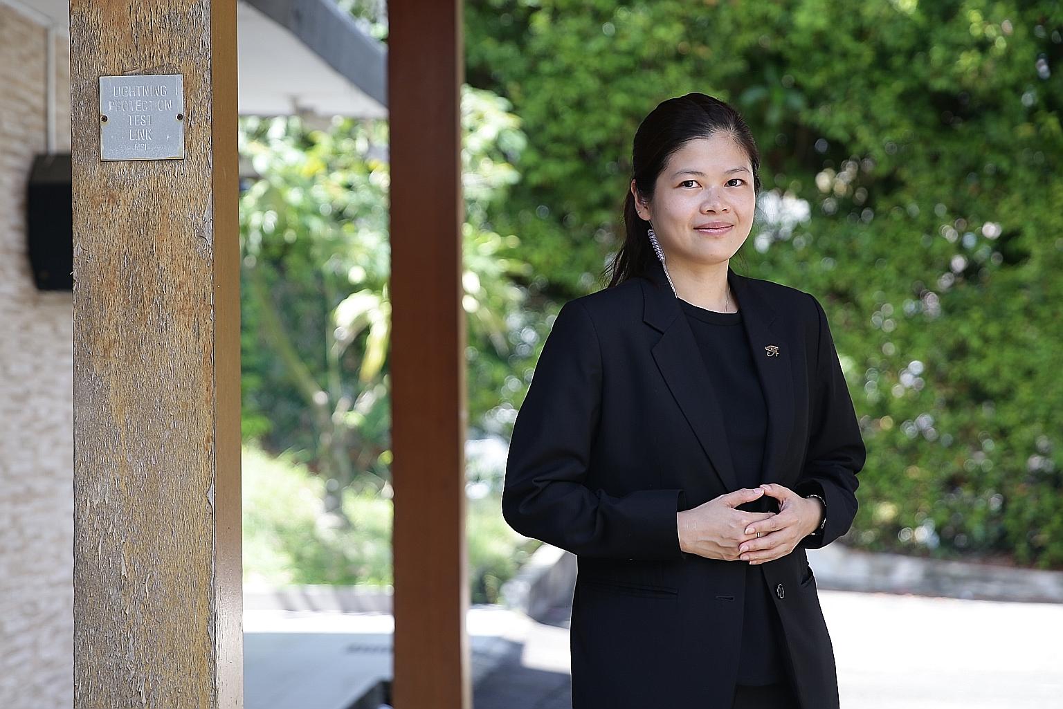 Mingling with the rich and famous is part of the job for personal ...