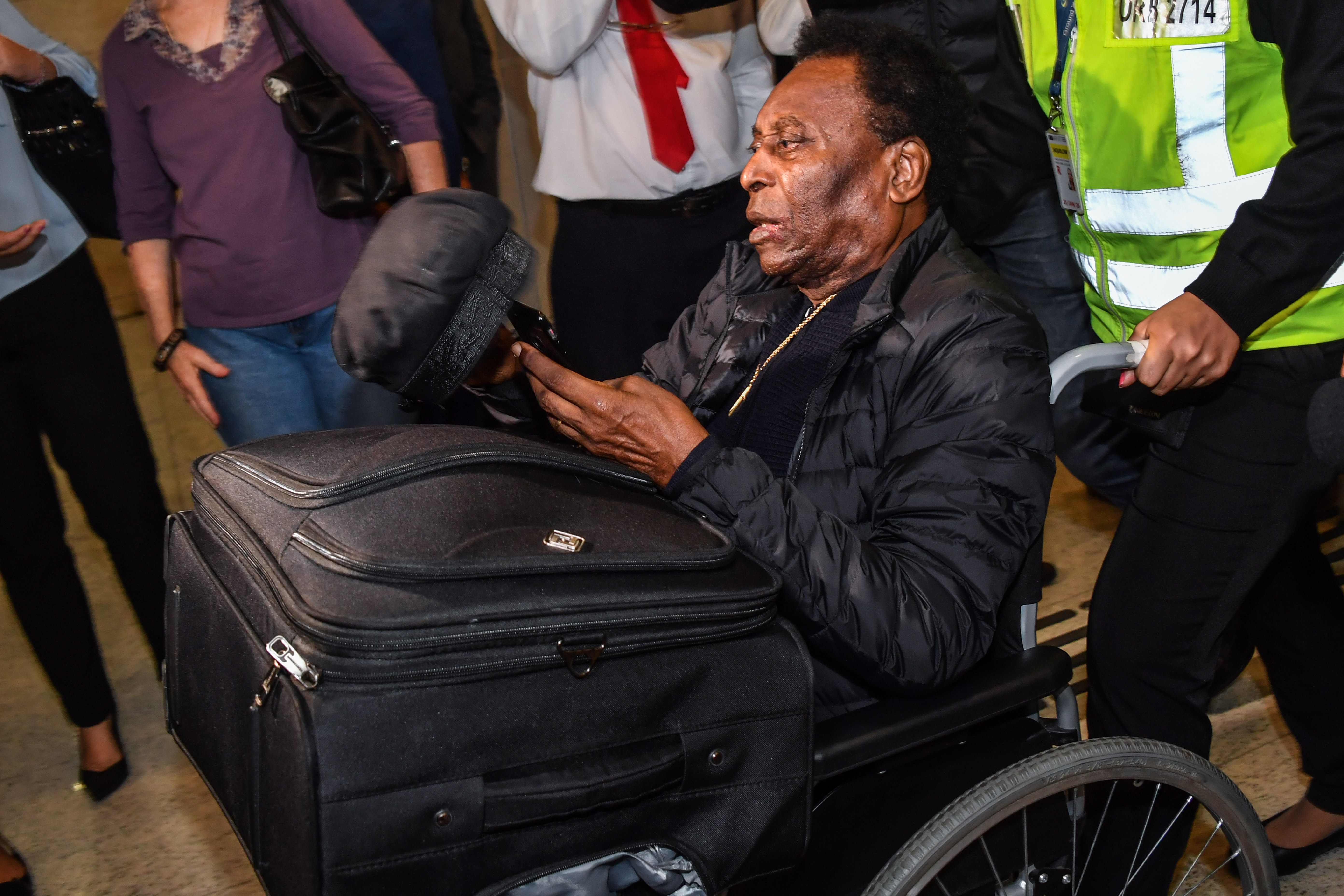 Football: Pele depressed, reclusive because of poor health, says his ...