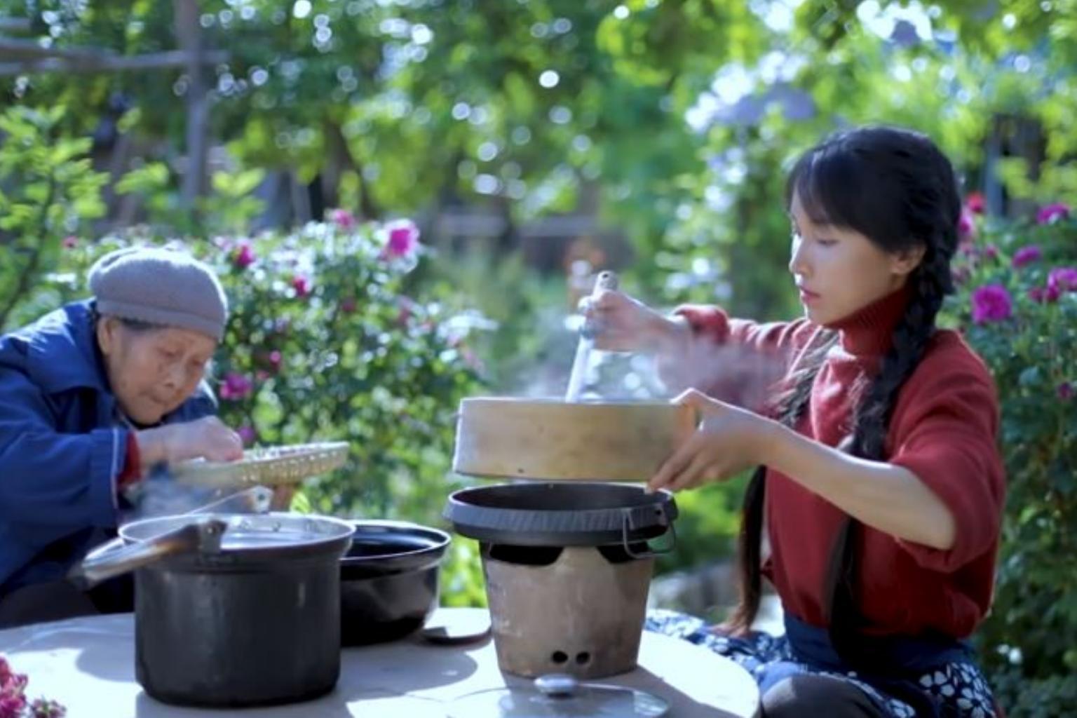 China YouTube star Li Ziqi amazes the world with countryside life | The ...