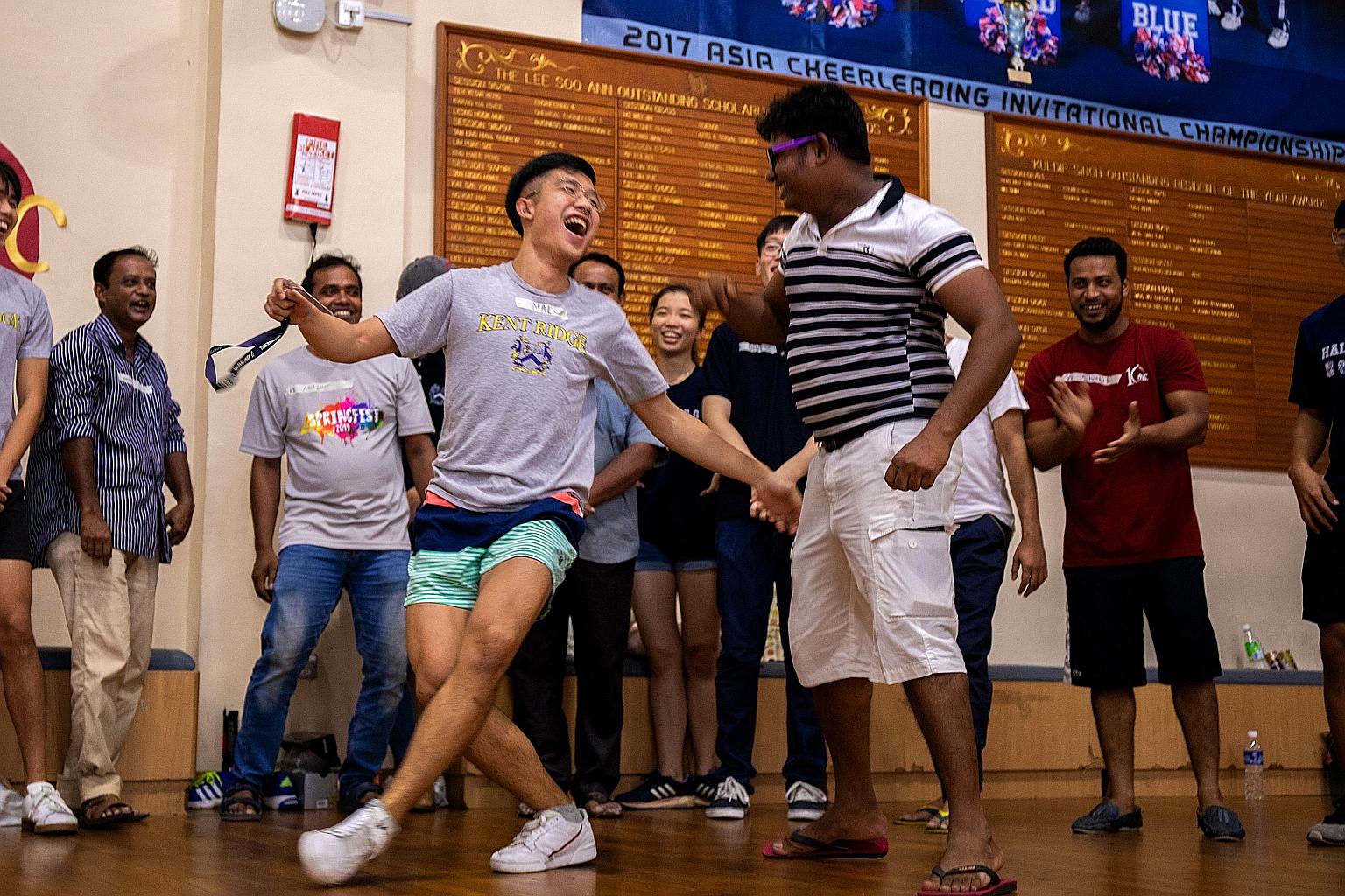 Migrant workers recovering at NUS can take 'classes' | The Straits Times