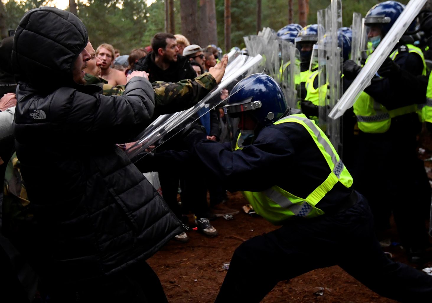 Police break up forest rave in England amid Covid-19 clampdown | The ...
